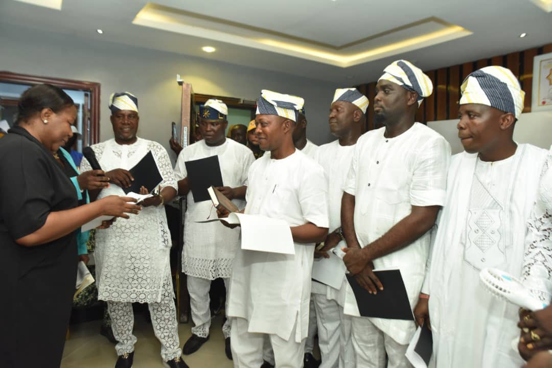 Eti-Osa Local Government swears in its SLG; Supervisors and Special ...