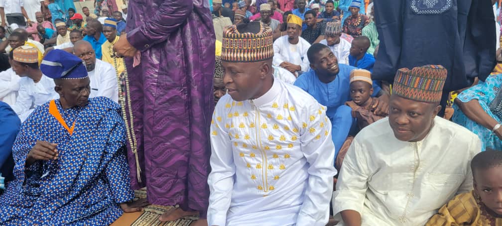 Hon. Yisa Abiola Jubril ABILA observed Eid-Il-Fitr in his home town ...